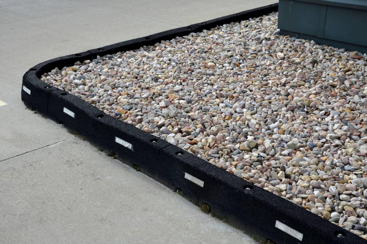 What Are Roof Curbs? - DecorCreek