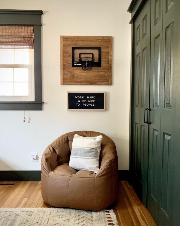 Ripe Olive SW-6209 Paint Color by Sherwin-Williams