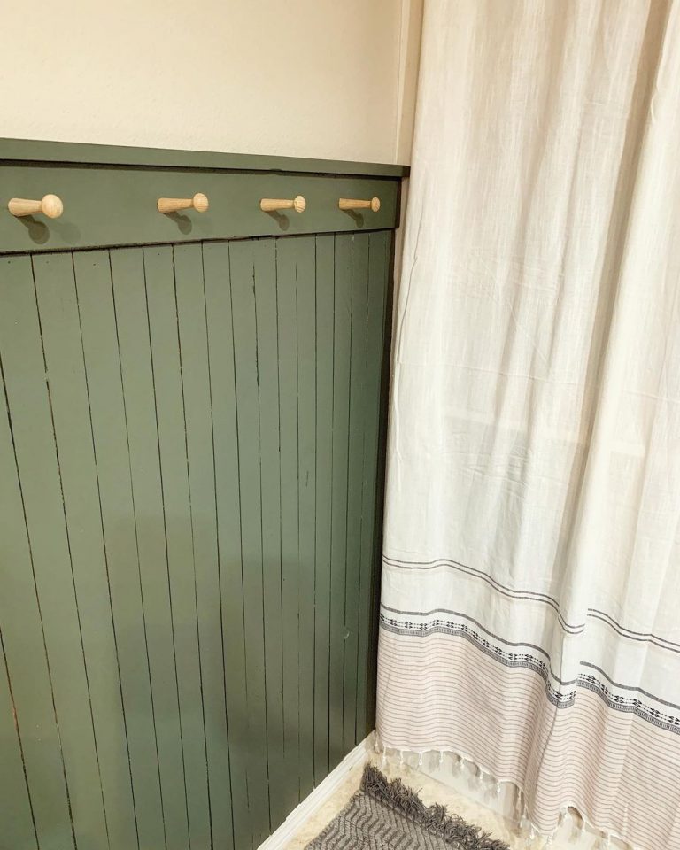 Rosemary SW 6187 Paint Color by Sherwin-Williams - DecorCreek