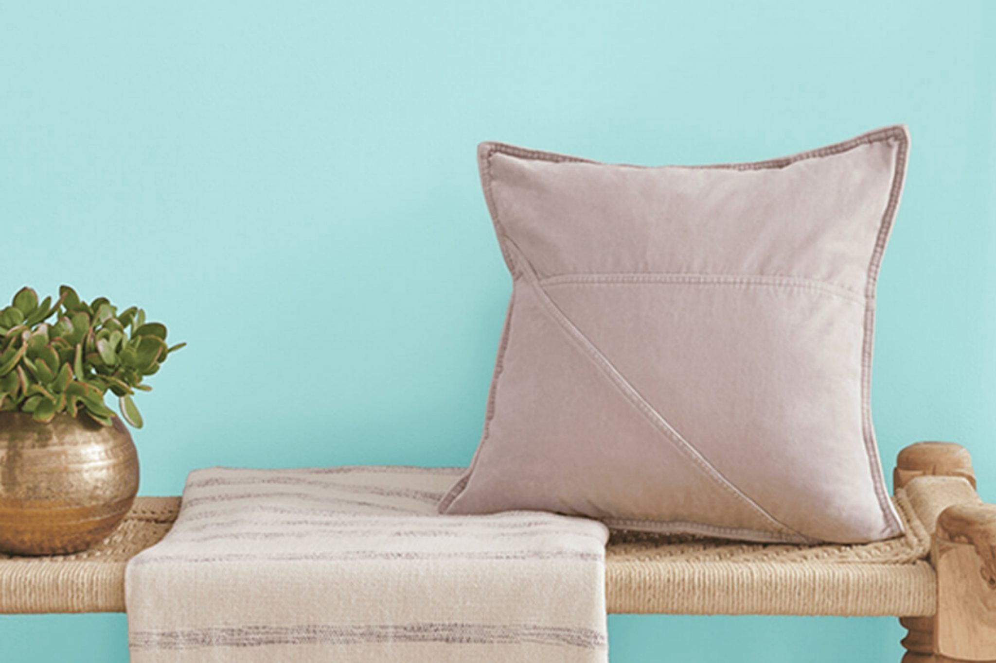 Pool Blue SW 6944 Paint Color by Sherwin-Williams