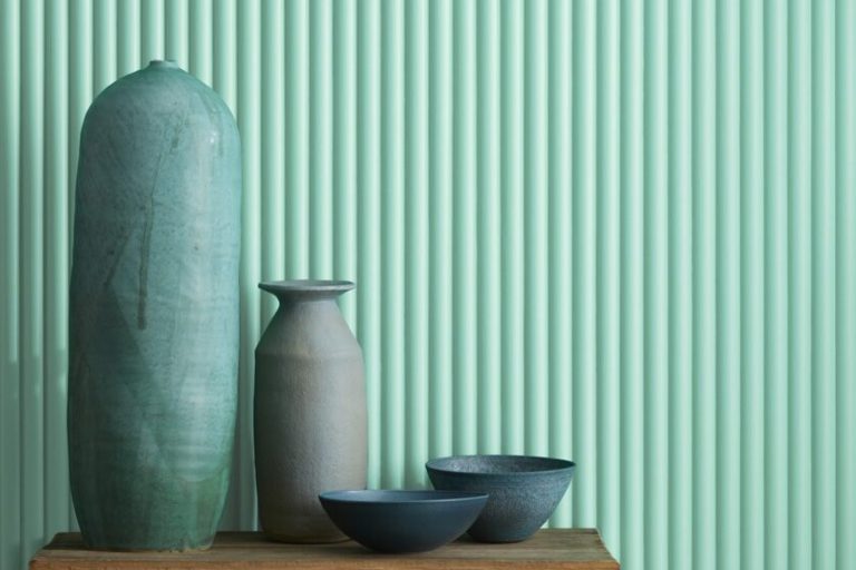 Irish Spring 2038-70 Paint Color by Benjamin Moore - DecorCreek