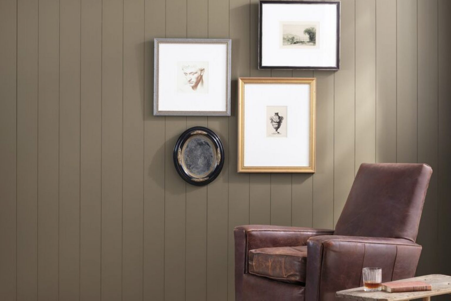 Texas Leather AC-3 Paint Color by Benjamin Moore - DecorCreek