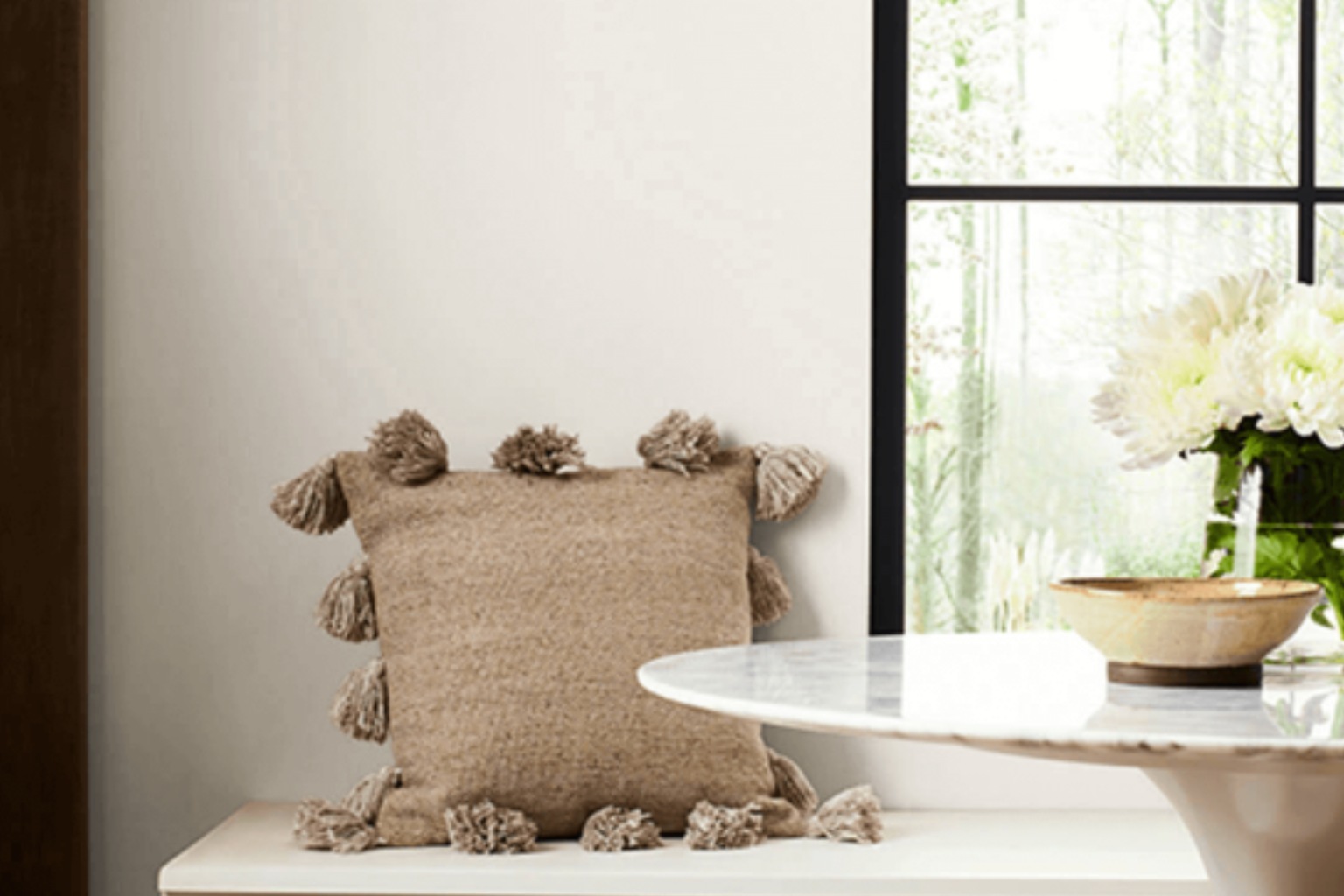 Incredible White SW 7028 Paint Color by Sherwin Williams - DecorCreek