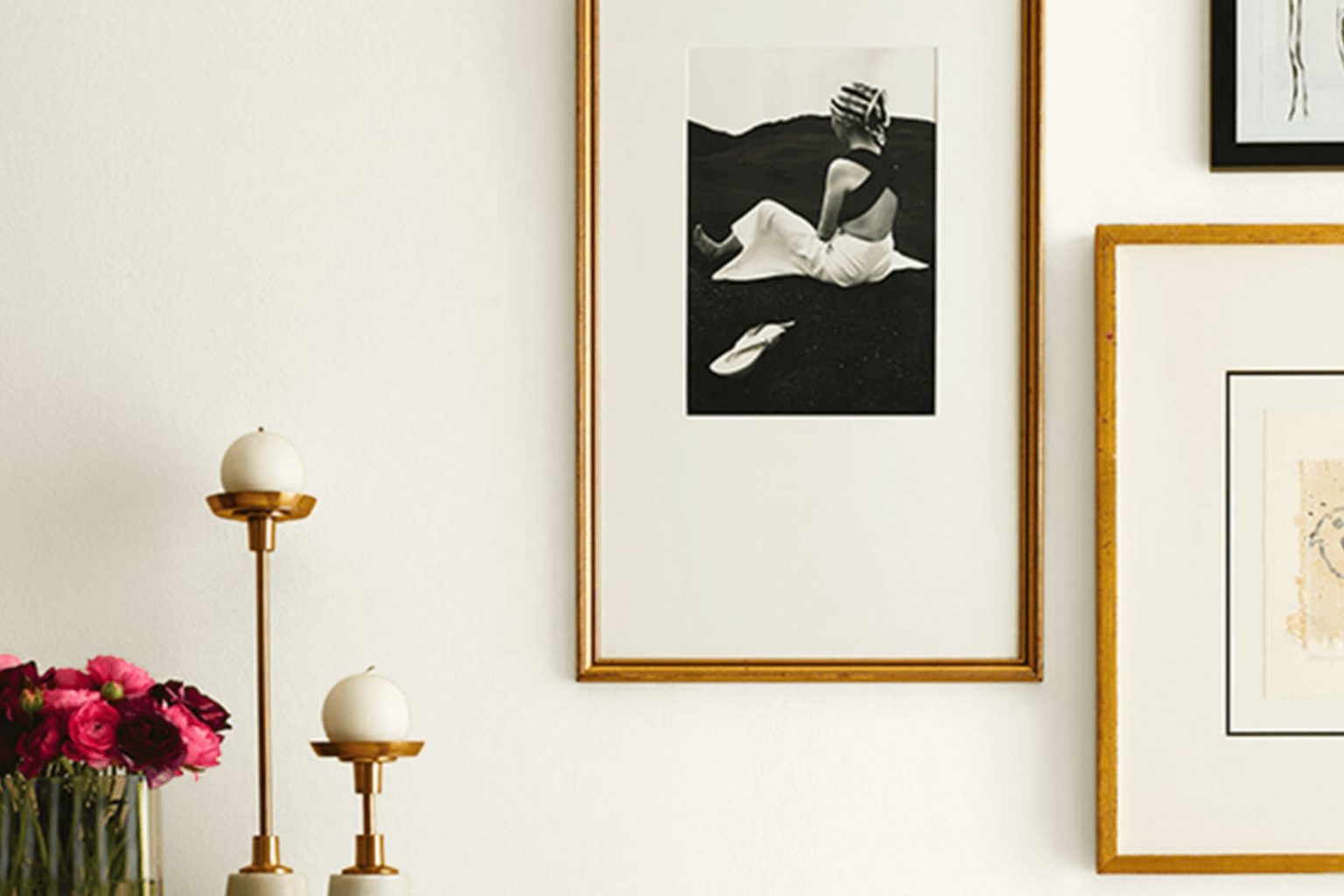 Cold Foam SW 9504 Paint Color by Sherwin Williams - DecorCreek