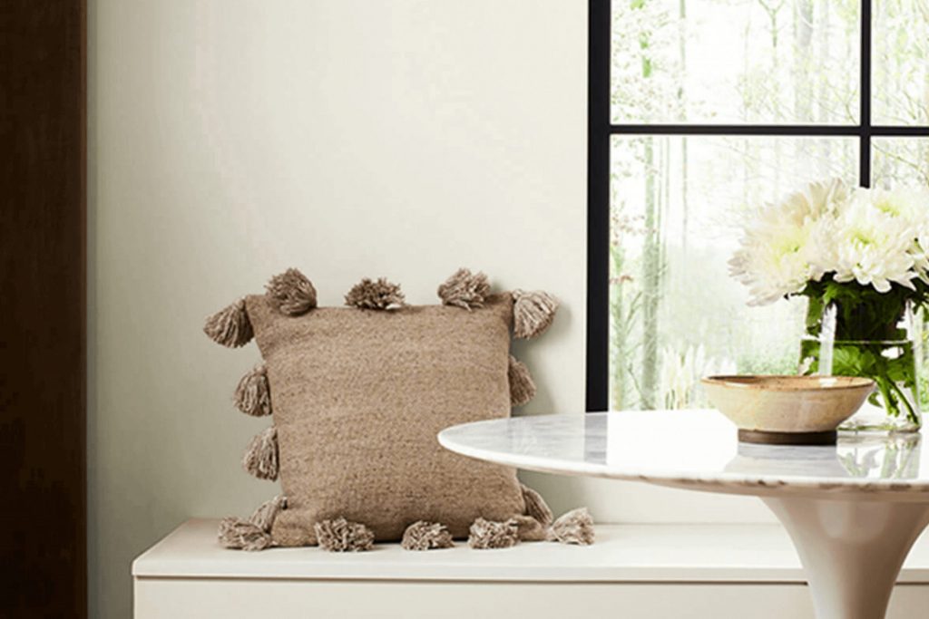 Grey Mist SW 9625 Paint Color by Sherwin Williams - DecorCreek