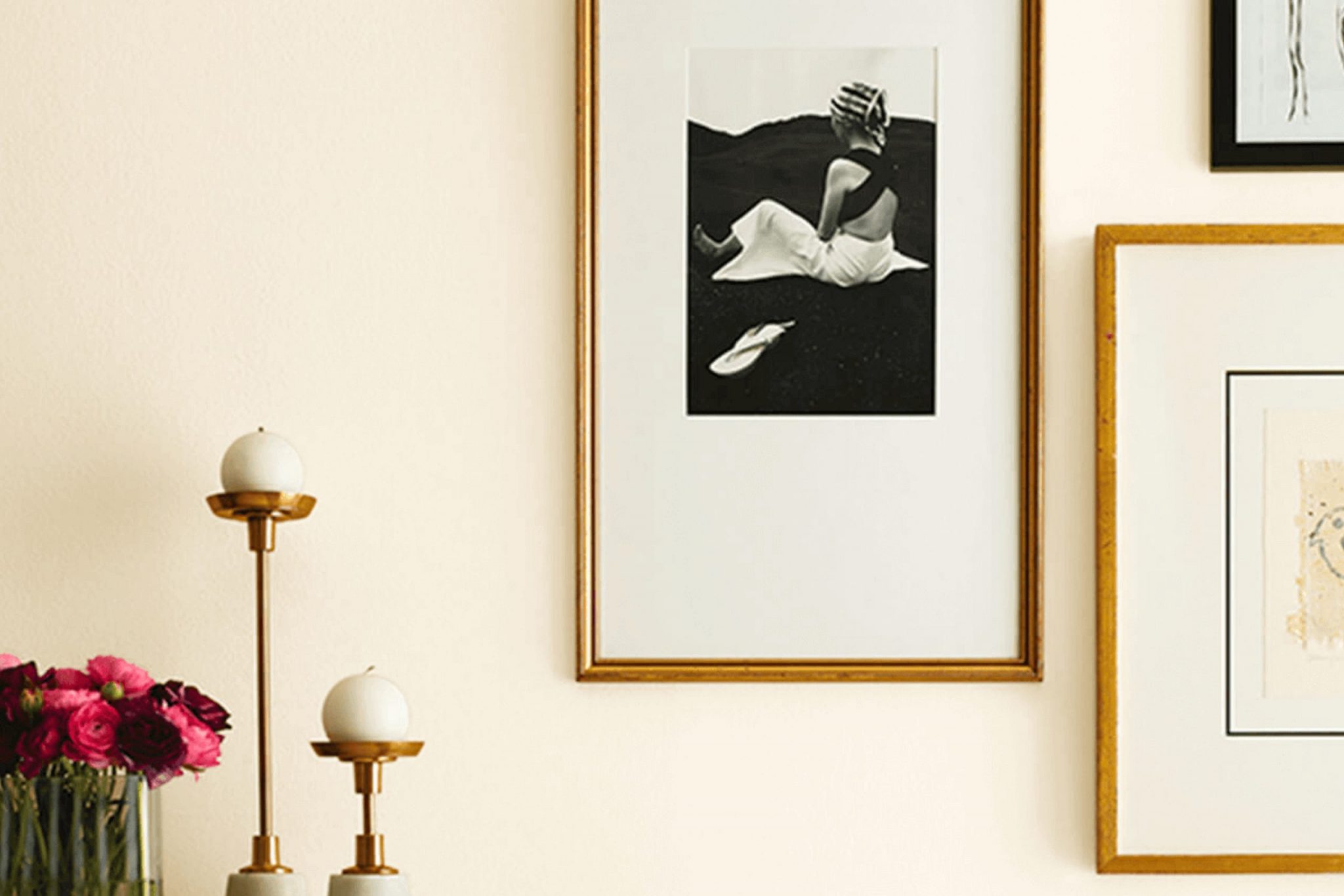 Paperwhite SW 7105 Paint Color by Sherwin Williams - DecorCreek