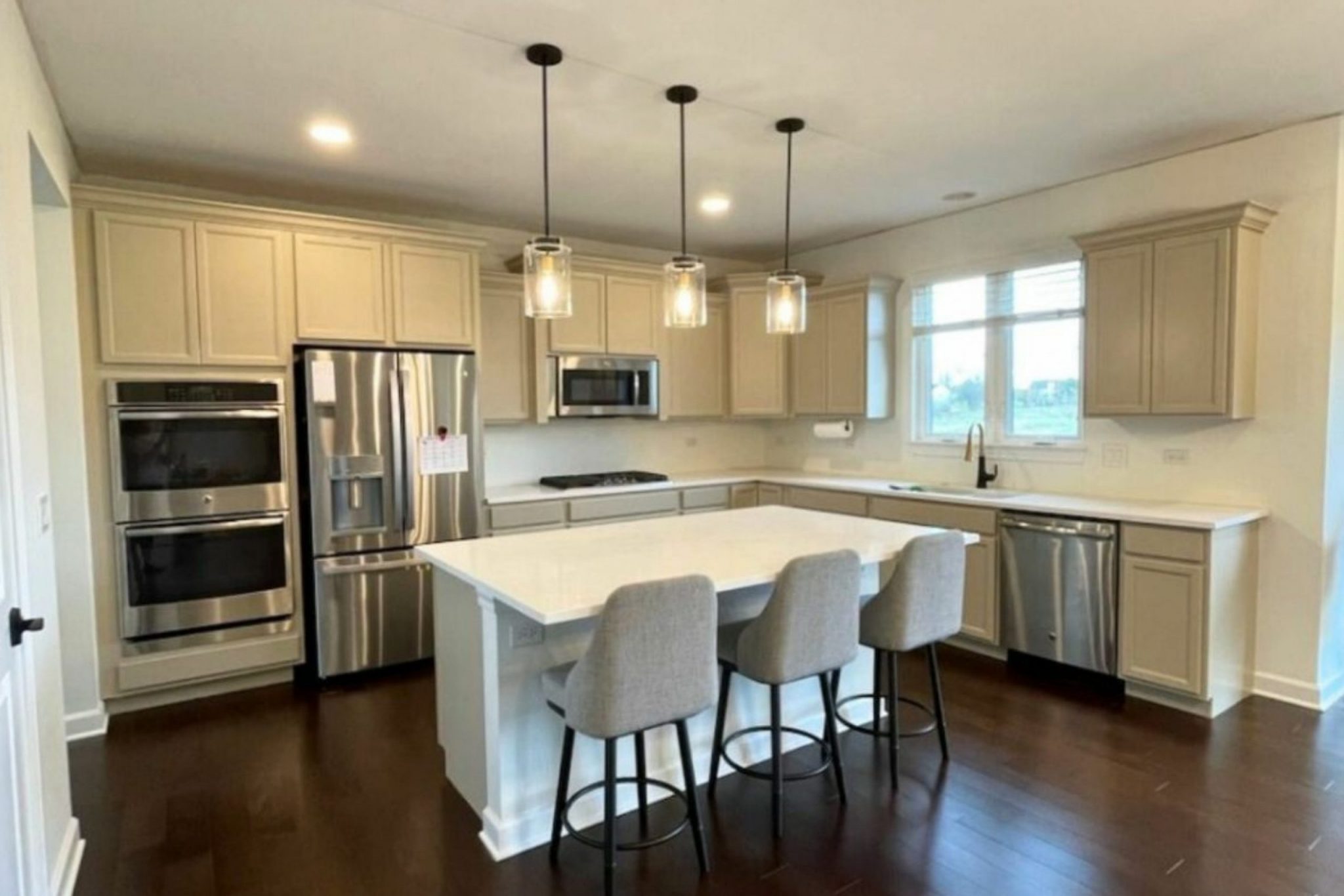 Sandbar SW 7547 Paint Color by Sherwin Williams - DecorCreek