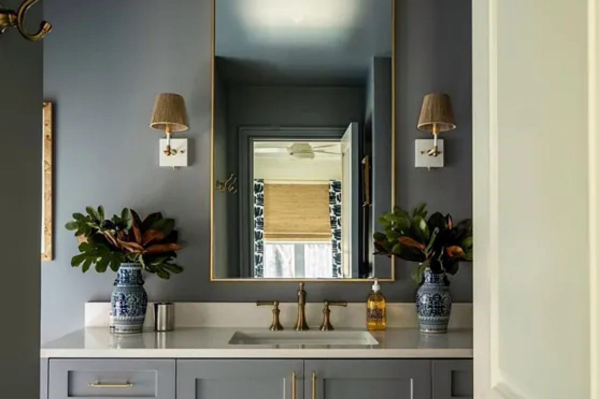 Dustblu SW 9161 Paint Color by Sherwin Williams - DecorCreek