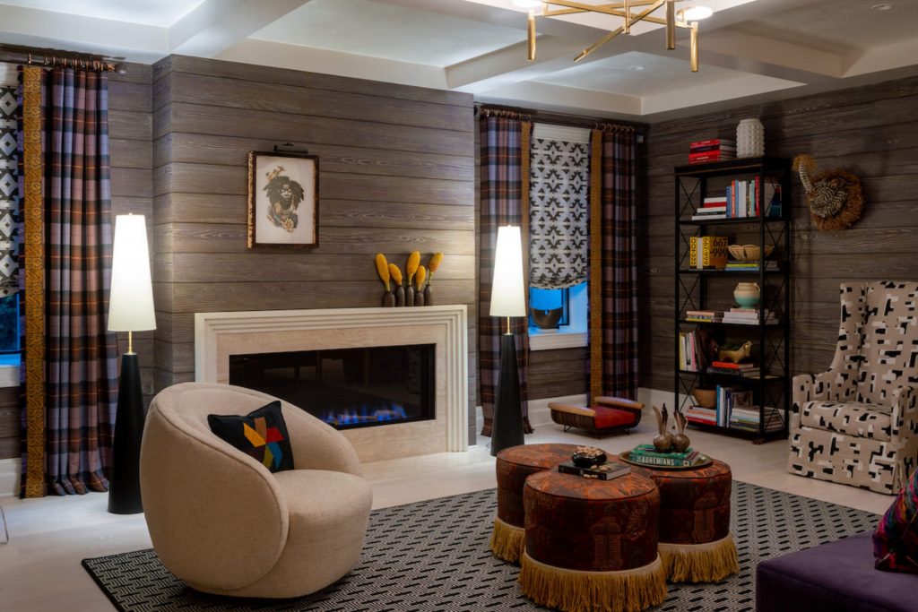 Smokehouse SW 7040 Paint Color by Sherwin Williams - DecorCreek