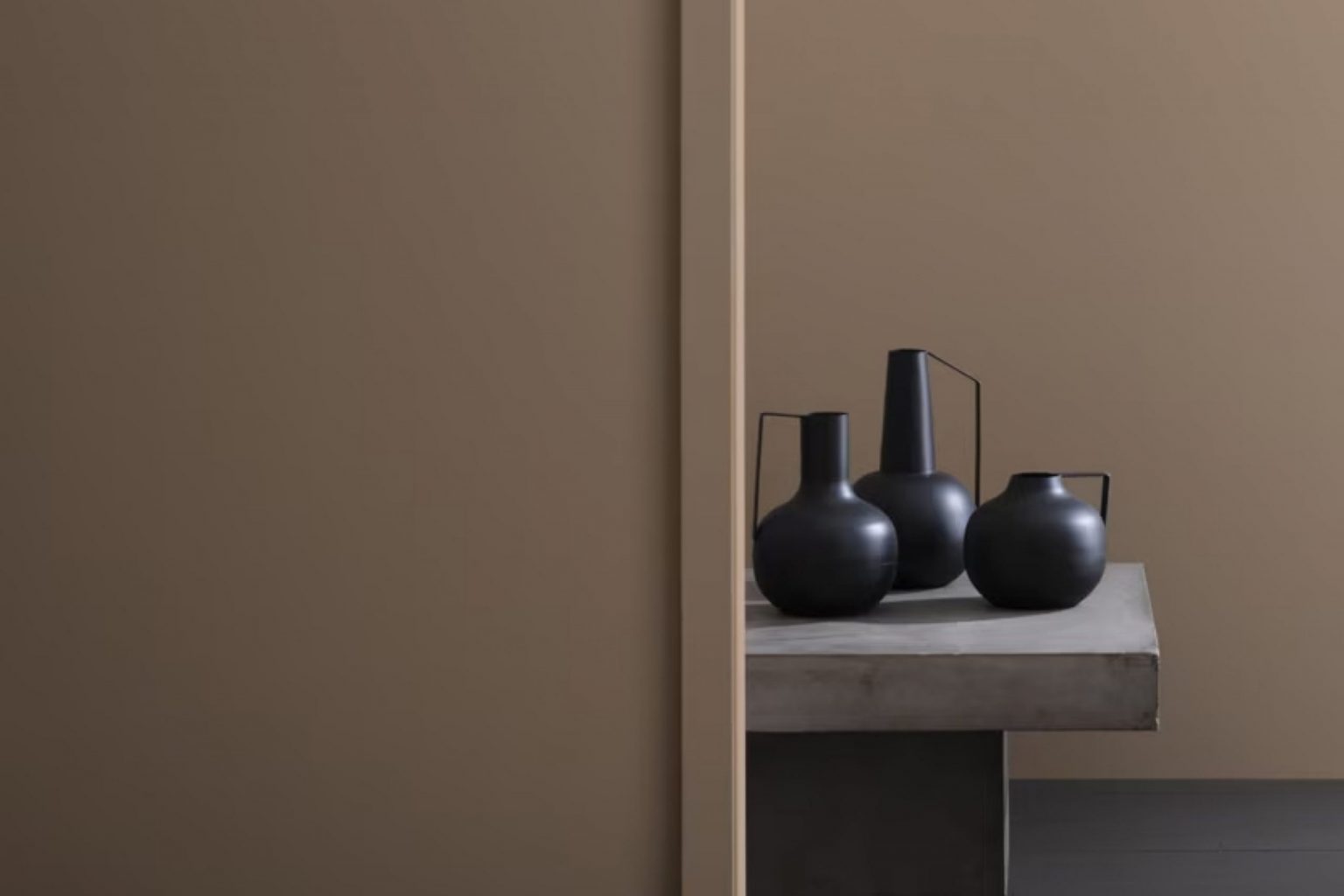 Hiking Trail CC-514 Paint Color by Benjamin Moore - DecorCreek