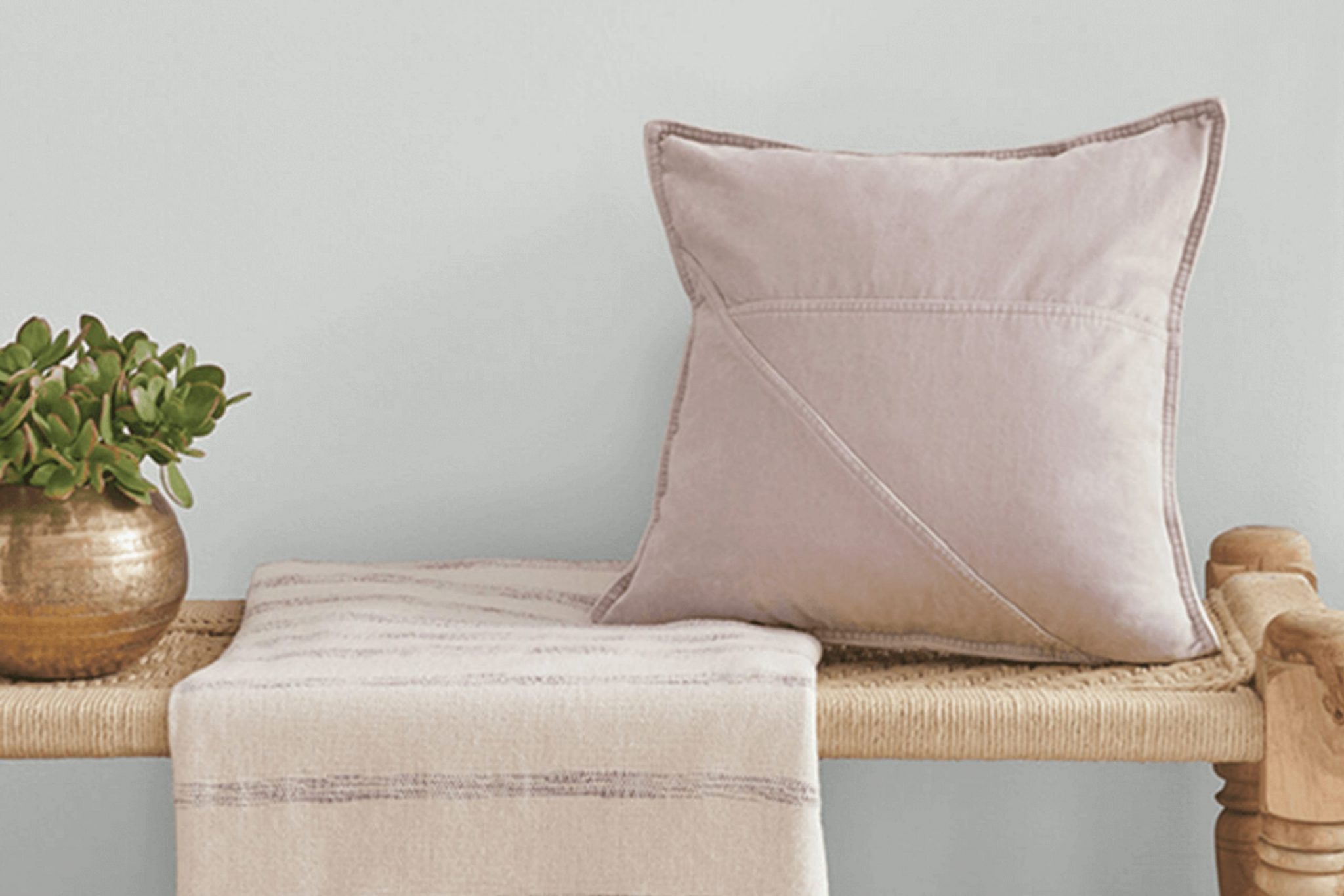 Reflection SW 7661 Paint Color by Sherwin Williams - DecorCreek