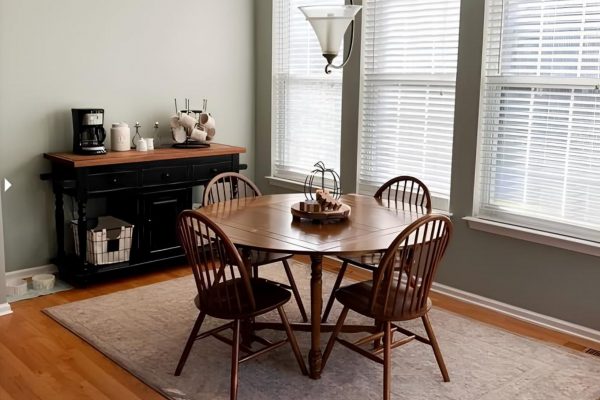 Soft Sage SW 9647 Paint Color by Sherwin Williams - DecorCreek