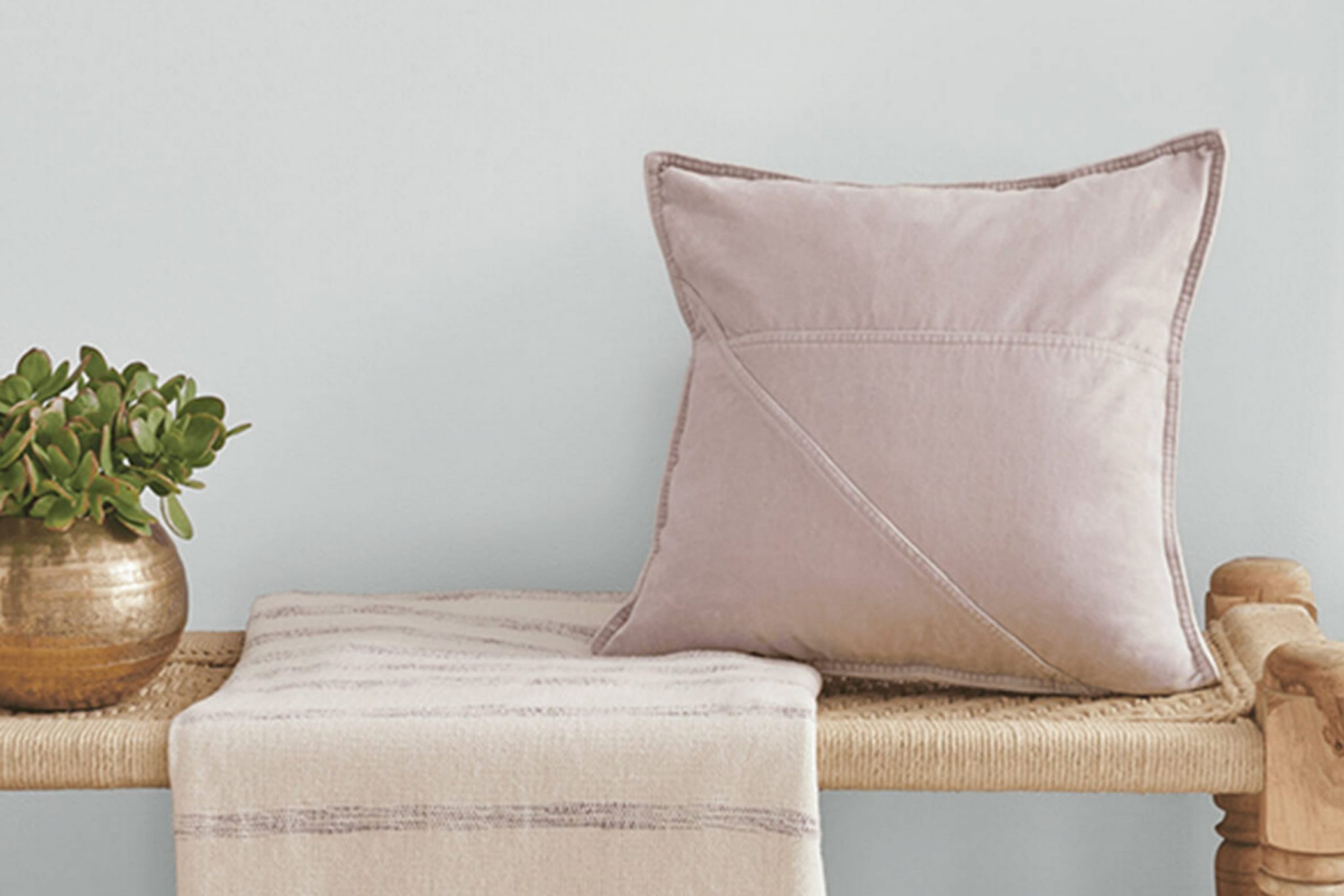 Windchill SW 9636 Paint Color by Sherwin Williams - DecorCreek