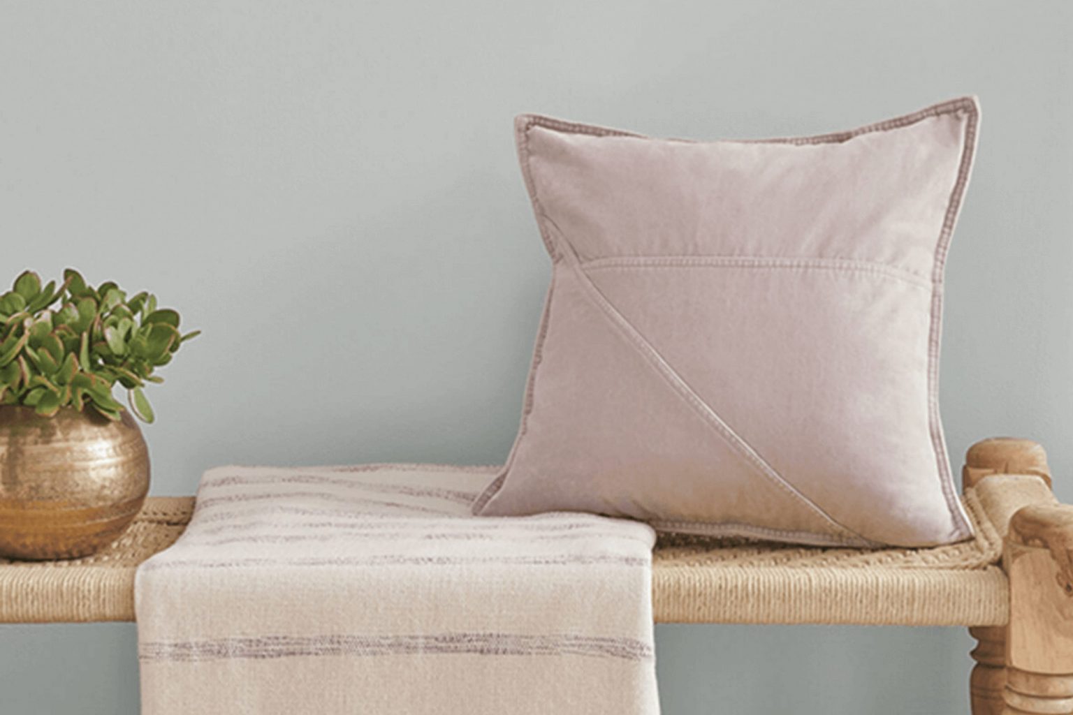 Silver Tipped Sage SW 9642 Paint Color by Sherwin Williams - DecorCreek