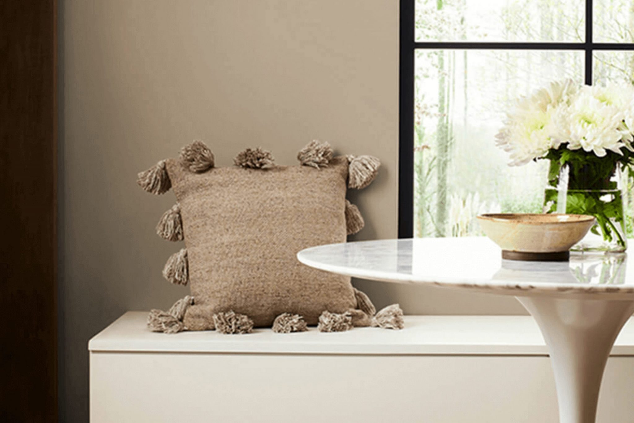 Studio Taupe SW 7549 Paint Color by Sherwin Williams - DecorCreek