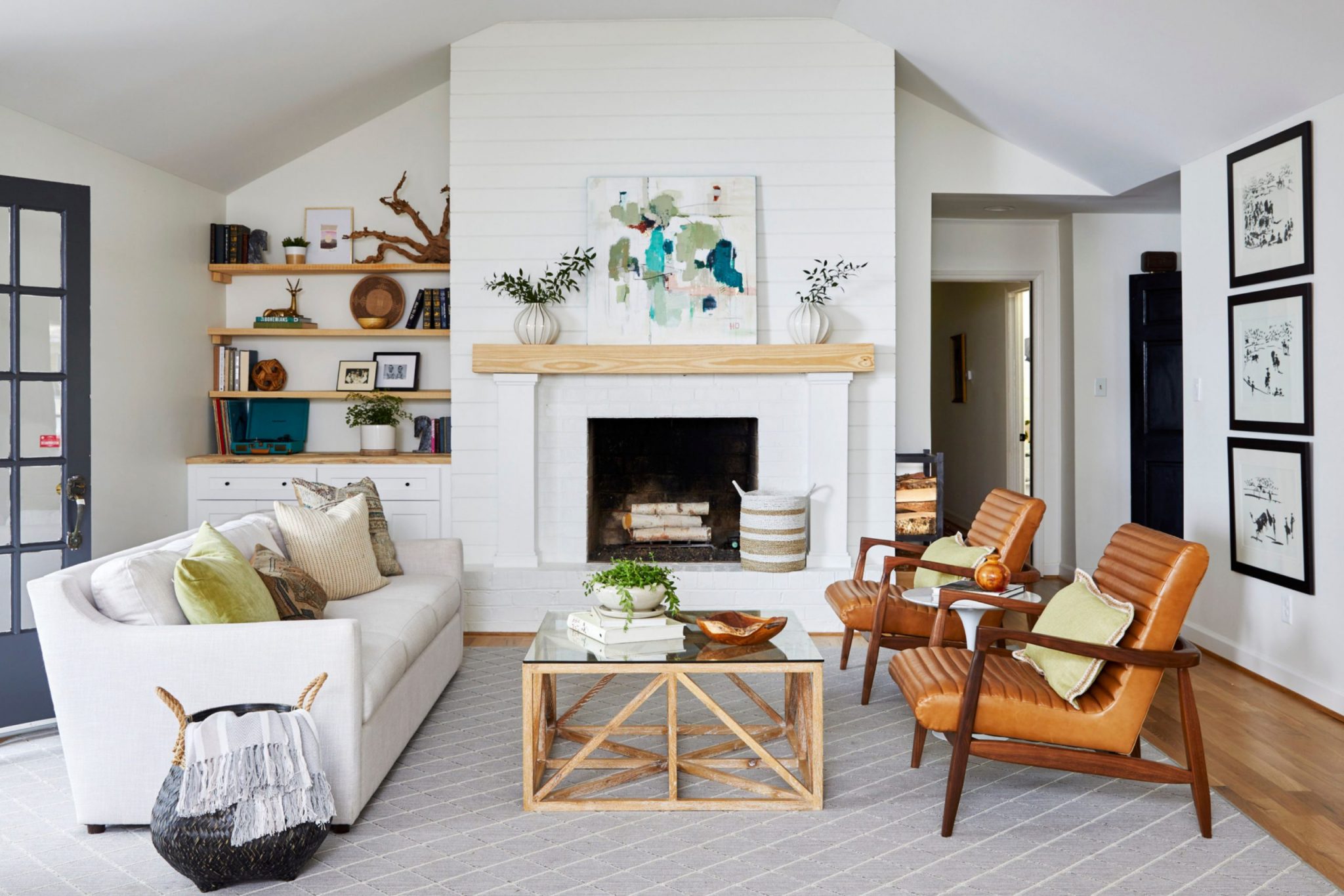 29 White Living Room Paint Color Ideas - DecorCreek