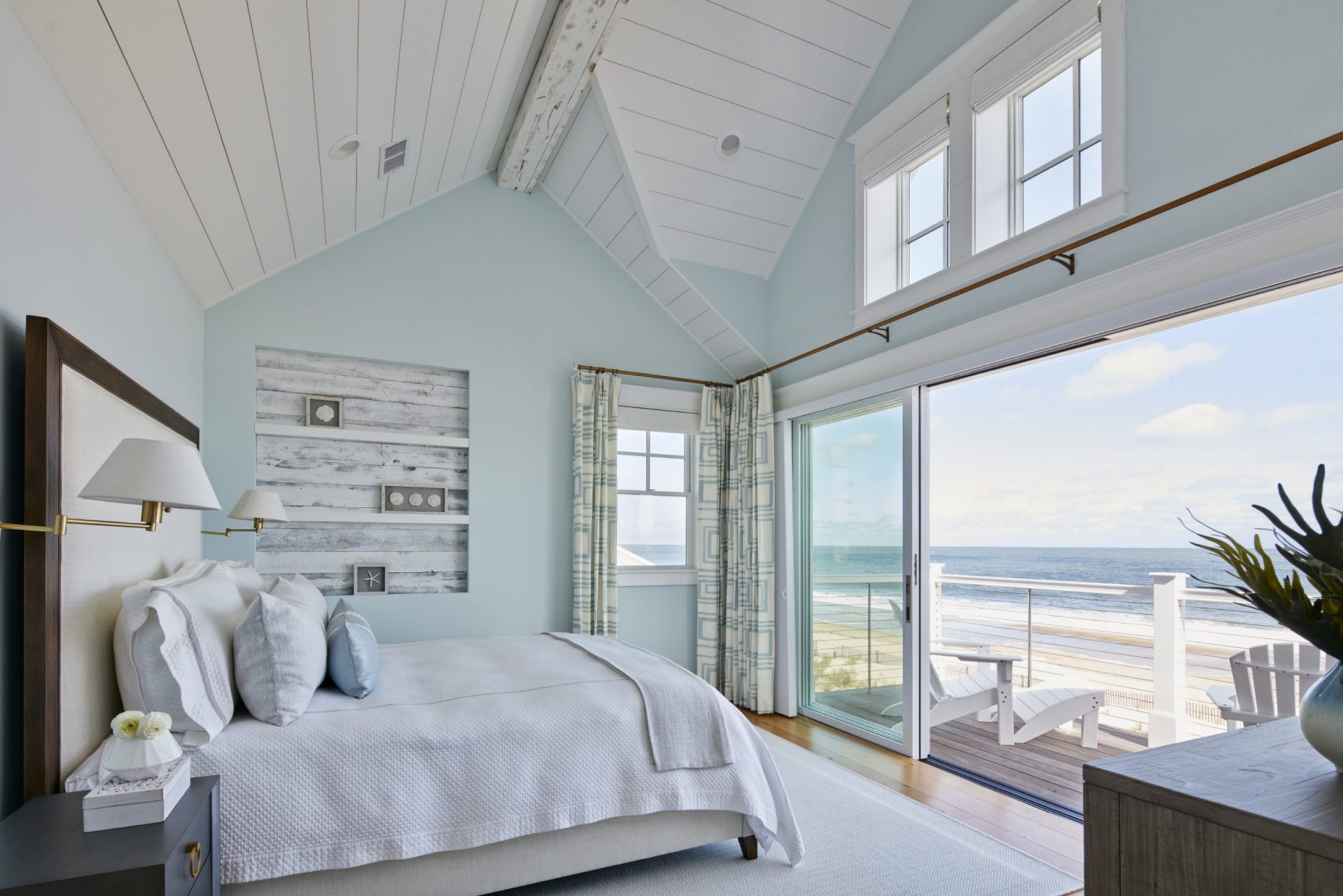 39 Best Beach House Paint Colors by Sherwin-Williams and Benjamin Moore ...