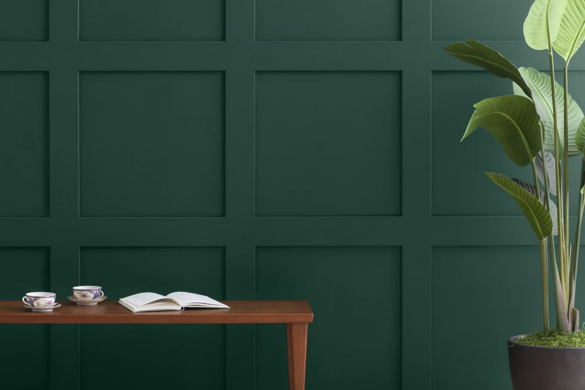Hunter Green 2041-10 Paint Color by Benjamin Moore - DecorCreek