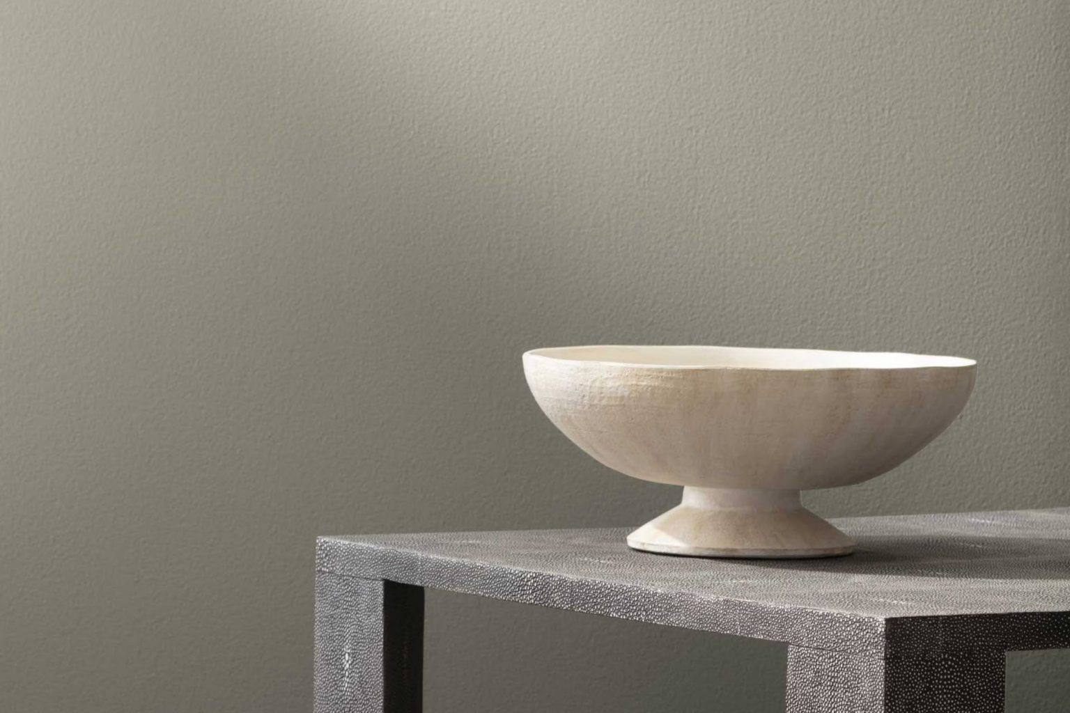 Herbal Escape 1487 Paint Color by Benjamin Moore - DecorCreek