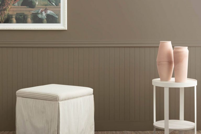 Fairview Taupe HC-85 Paint Color by Benjamin Moore - DecorCreek