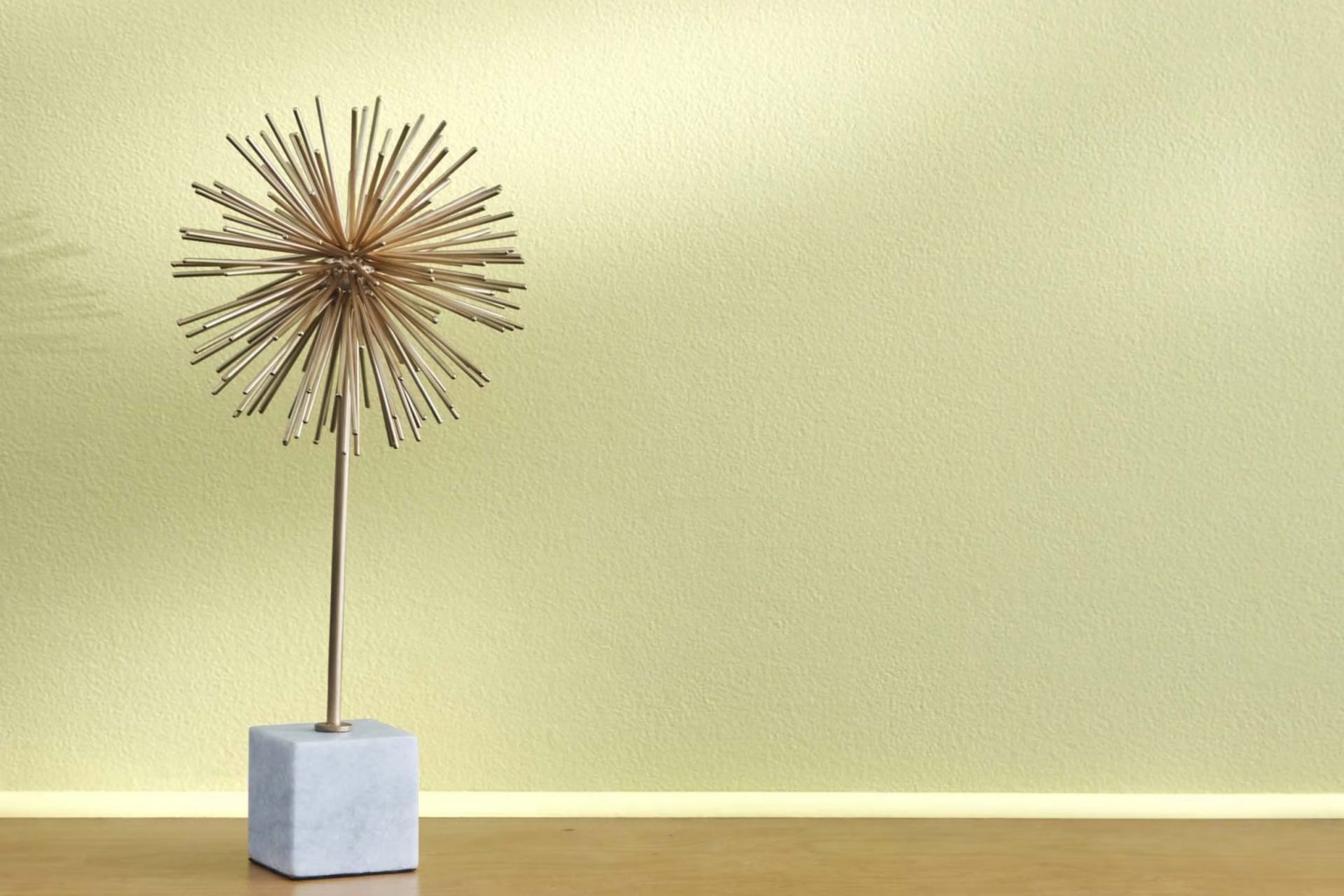 Pale Sea Mist 2147-50 Paint Color by Benjamin Moore - DecorCreek